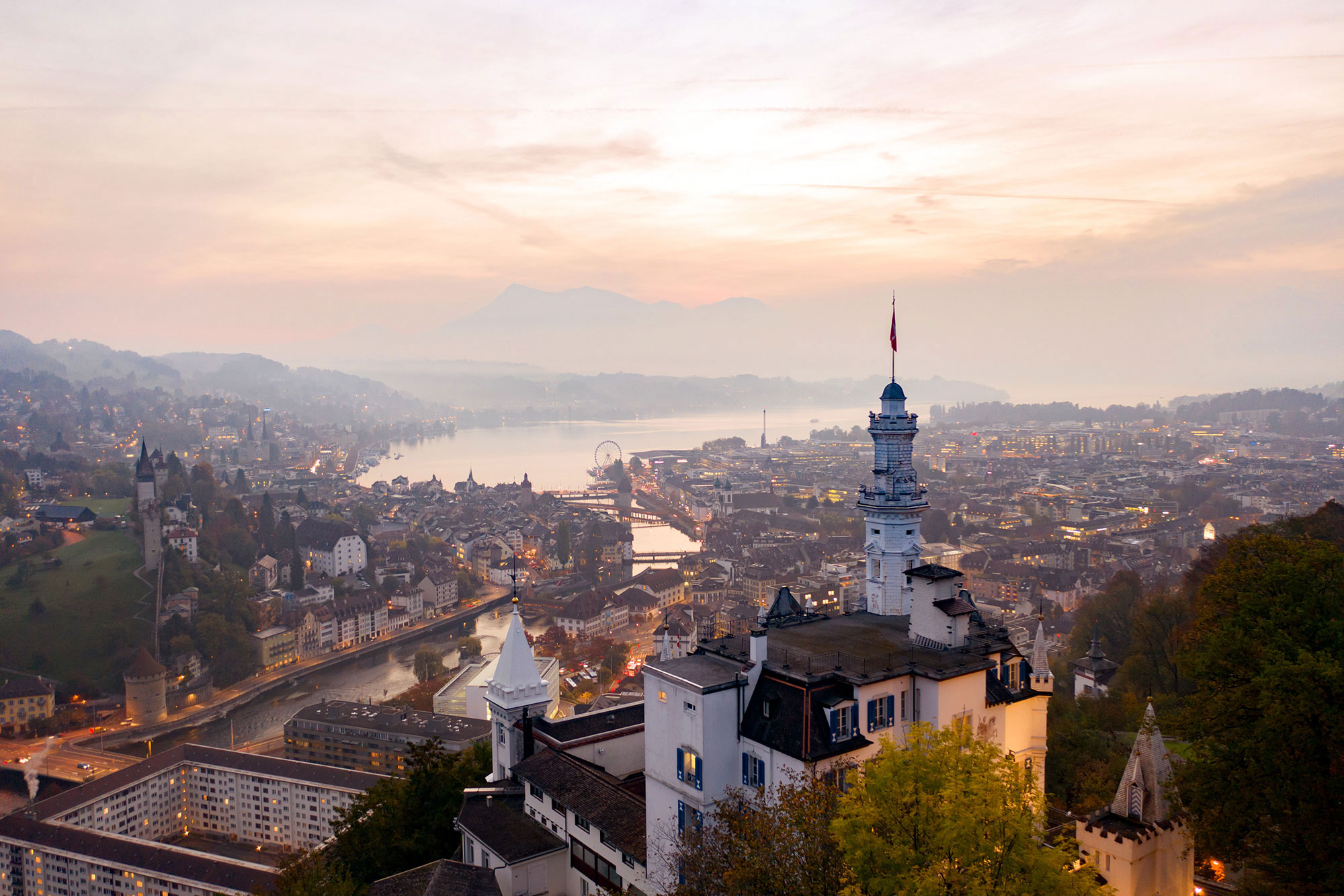 Historic castle hotel - Hotel Château Gütsch Lucerne